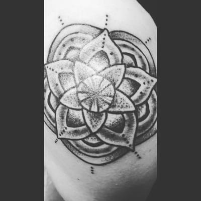 SLINGIN’ INK TATTOO - Updated December 2025 - 17 Photos & 21 Reviews ...