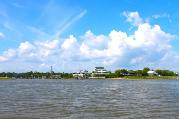 MCVL REALTY - Updated October 2025 - 18 Photos - 822 Pinckney St ...