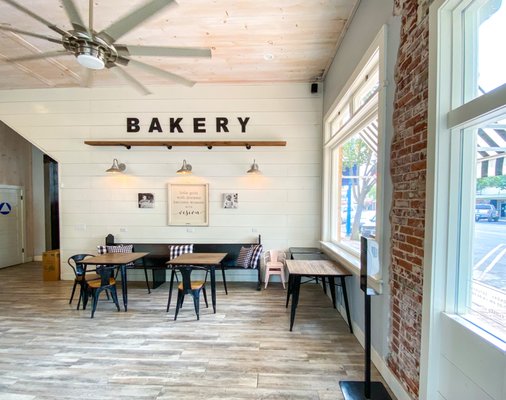 BELLA BAKERY - 74 Photos & 83 Reviews - Coffee & Tea - 1501 Draper St ...