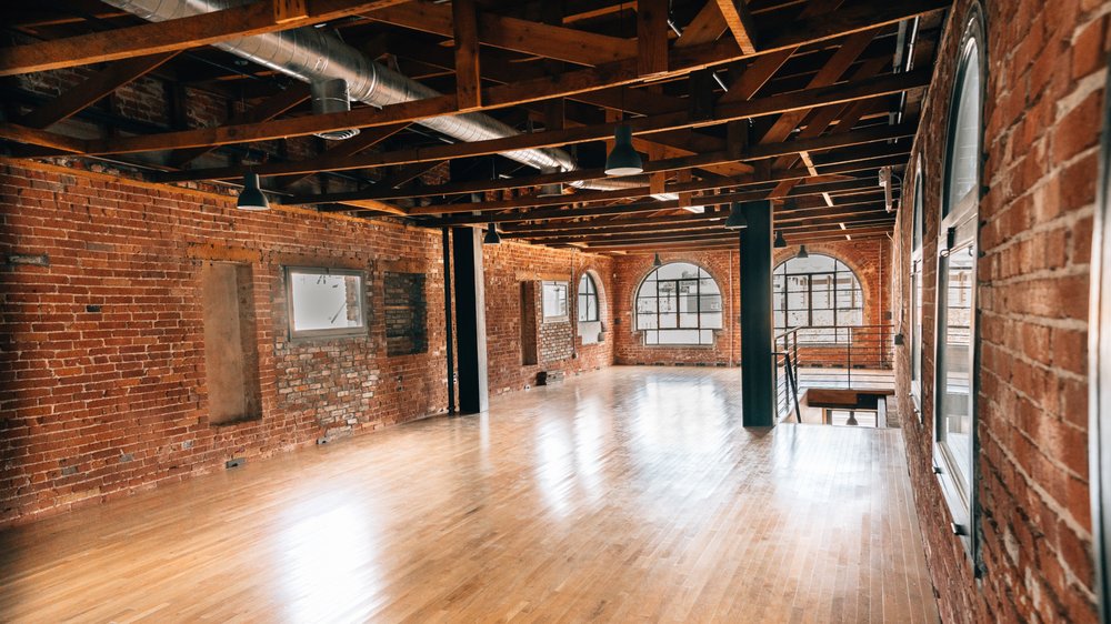 GREY LB - Updated October 2024 - 41 Photos & 10 Reviews - 237 Long ...