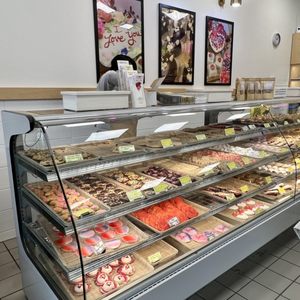 DUDT H D BAKERY - Updated June 2025 - 29 Photos & 57 Reviews - 11010 ...