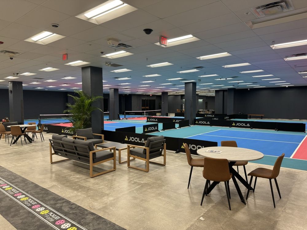 PICKLES AT FORTÉ - Updated June 2025 - 10 Photos - 1032 Fort Street ...