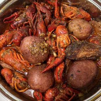 THE CRAB BARRACK SOUTHSIDE - Updated December 2025 - 18 Photos & 16 ...