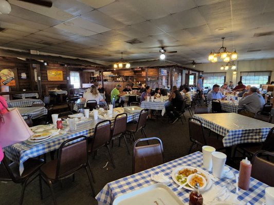 RON’S BARN BARBECUE & SEAFOOD - Updated December 2025 - 51 Photos & 55 ...
