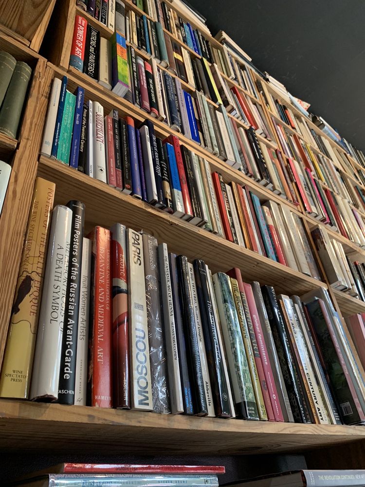 KABOOM BOOKS - 135 Photos & 105 Reviews - 3116 Houston Ave, Houston ...