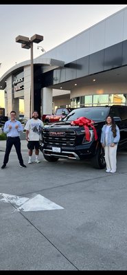 TUSTIN BUICK GMC - Updated July 2025 - 269 Photos & 1076 Reviews - 1 ...