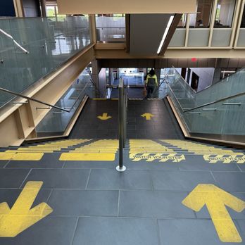 RHODE ISLAND DIVISION OF MOTOR VEHICLES - Updated December 2025 - 25 ...