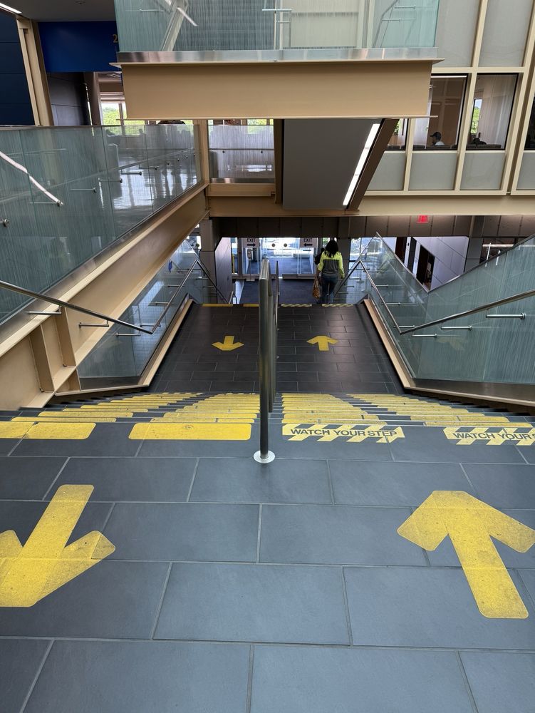 RHODE ISLAND DIVISION OF MOTOR VEHICLES - Updated December 2025 - 25 ...