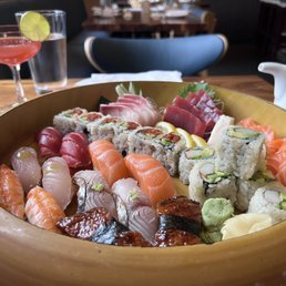 PERRY’S RESTAURANT - 665 Photos & 825 Reviews - 1811 Columbia Rd NW ...