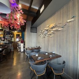 LAZY FISH - Updated October 2025 - 487 Photos & 517 Reviews - 10 E ...