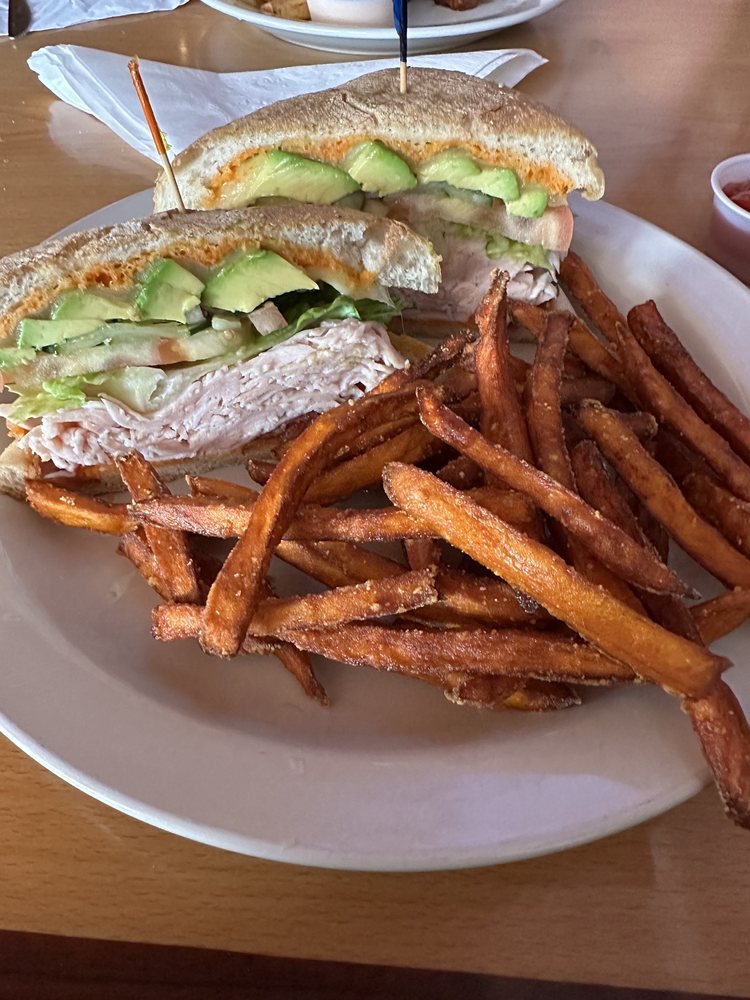 HOPKINS ICEHOUSE - 96 Photos & 94 Reviews - 301 E 3rd St, Texarkana ...