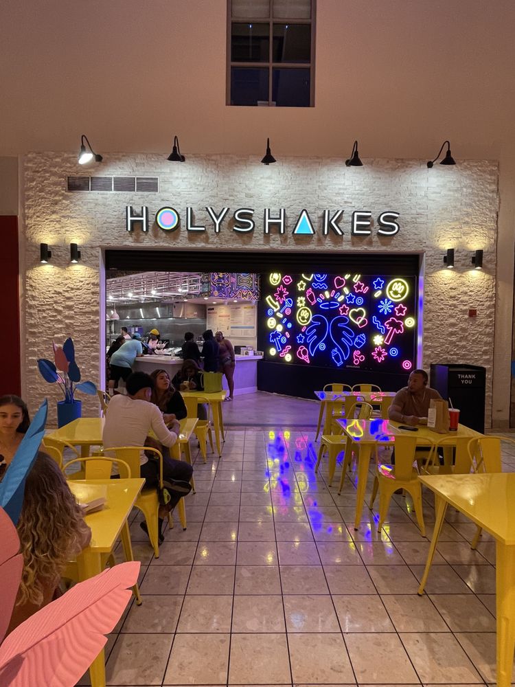 HOLYSHAKES AVENTURA - Updated December 2025 - 38 Photos - 19501 ...
