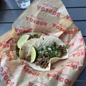 BODEGA TAQUERIA Y TEQUILA RIVER NORTH - Updated July 2024 - 72 Photos ...