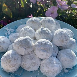 LIS BAKE SHOP - Updated June 2025 - 84 Photos & 141 Reviews - 15 Holmes ...