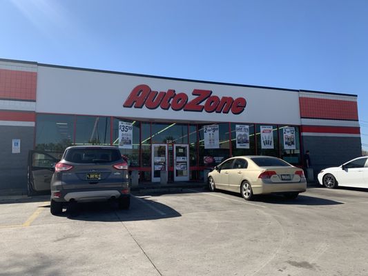 AUTOZONE AUTO PARTS - Updated September 2025 - 85 Reviews - 221 E ...