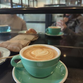 KINSHIP COFFEE - Updated October 2025 - 129 Photos & 43 Reviews - 23-92 ...