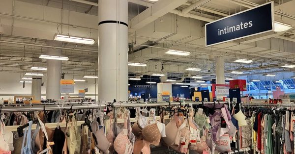 MARSHALLS - Updated September 2025 - 18 Photos & 46 Reviews - 1101 S ...