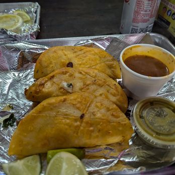 QUESA LOCO - Updated January 2025 - 486 Photos & 206 Reviews - 971 West ...