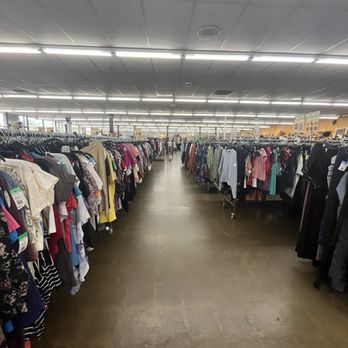 GOODWILL OF ORANGE COUNTY - Updated January 2026 - 39 Photos & 94 ...