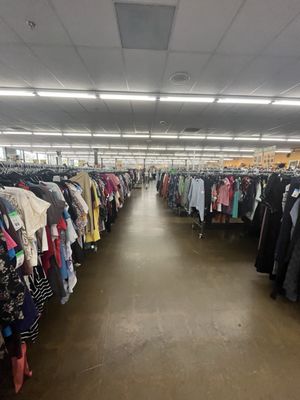 GOODWILL OF ORANGE COUNTY - Updated December 2025 - 39 Photos & 94 ...