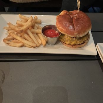 THE WILLARD ROOFTOP LOUNGE - Updated January 2025 - 282 Photos & 100 ...