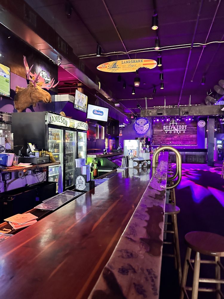 PURPLE MOOSE SALOON - Updated January 2026 - 56 Photos & 103 Reviews ...