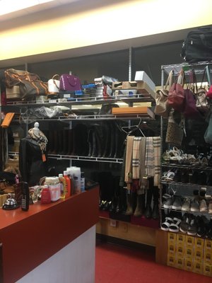 HOLIDAY MANOR SHOE REPAIR SHOP - Updated December 2025 - 10 Photos & 19 ...