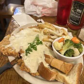 TEXAS TRADITION - Updated December 2025 - 194 Photos & 312 Reviews ...