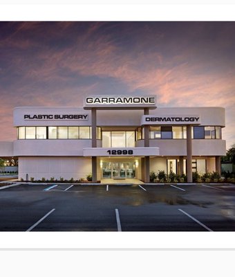 RALPH GARRAMONE, PLASTIC SURGEON AND MEDI-SPA - Updated March 2026 - 18 ...