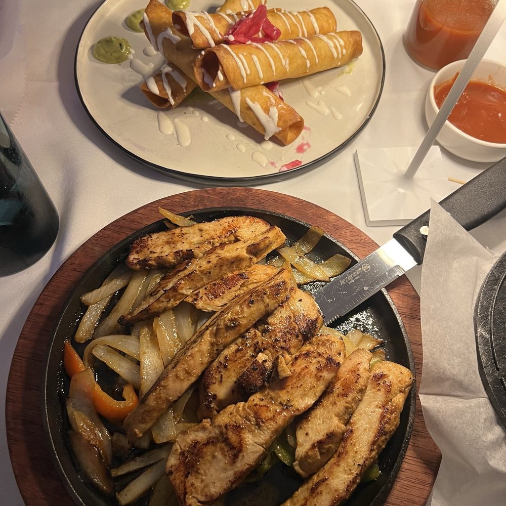 LUNA COCINA - Updated October 2025 - 53 Photos & 44 Reviews - 3109 ...