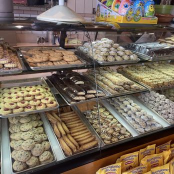 EAGLE ROCK ITALIAN BAKERY & DELI - Updated December 2025 - 1002 Photos ...