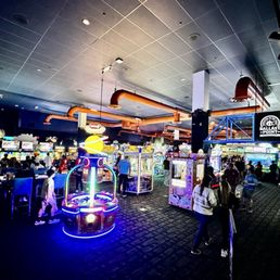 DAVE & BUSTER’S - Updated July 2025 - 1975 Photos & 2040 Reviews - 2931 ...