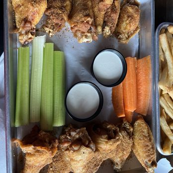 HIGHLINE PARK - Updated October 2024 - 127 Photos & 75 Reviews - 600 N ...