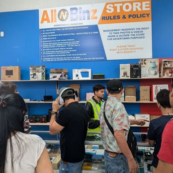 ALL N BINZ - Updated December 2025 - 13 Photos - 35 Woodbine Downs ...