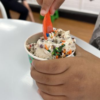 LOLLI AND BOBO’S ICE CREAM SHOPPE - Updated October 2025 - 34 Photos ...