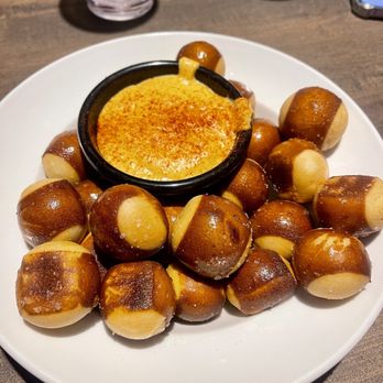 GRADUATE ROCK BAR - Updated December 2025 - 49 Photos & 35 Reviews ...