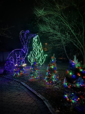 COSLEY ZOO - Updated September 2024 - 292 Photos & 142 Reviews - 1356 N ...