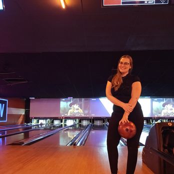 BOWLERO WALLINGFORD - Updated January 2026 - 31 Photos & 13 Reviews ...