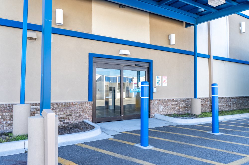 ATLANTIC SELF STORAGE - Updated July 2025 - 27 Photos - 1089 Atlantic ...