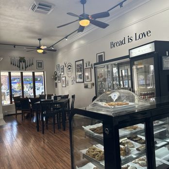 THE BAKERY - Updated December 2025 - 32 Photos & 16 Reviews - 1025 Main ...