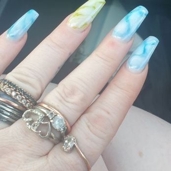 MICHELLE LE NAILS - Updated January 2026 - 21 Photos & 25 Reviews ...