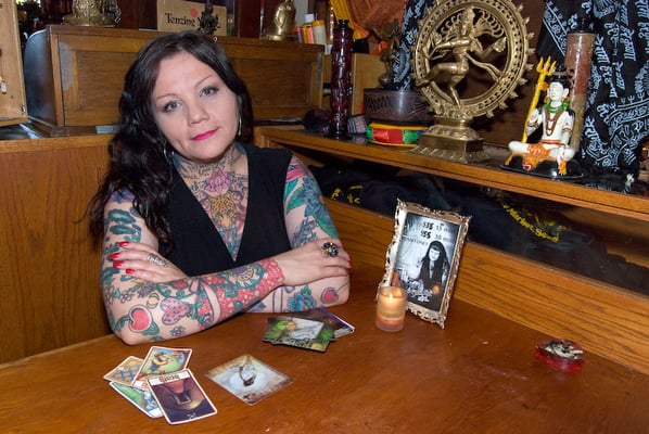 FAYE THE TATTOOED PSYCHIC - Updated October 2025 - 93 Pike St, Seattle ...