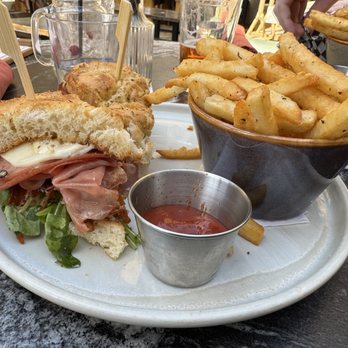 PORCH - Updated December 2025 - 232 Photos & 71 Reviews - 730 17th ...