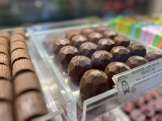 MIGNON CHOCOLATE - Updated January 2026 - 171 Photos & 164 Reviews - 6 ...