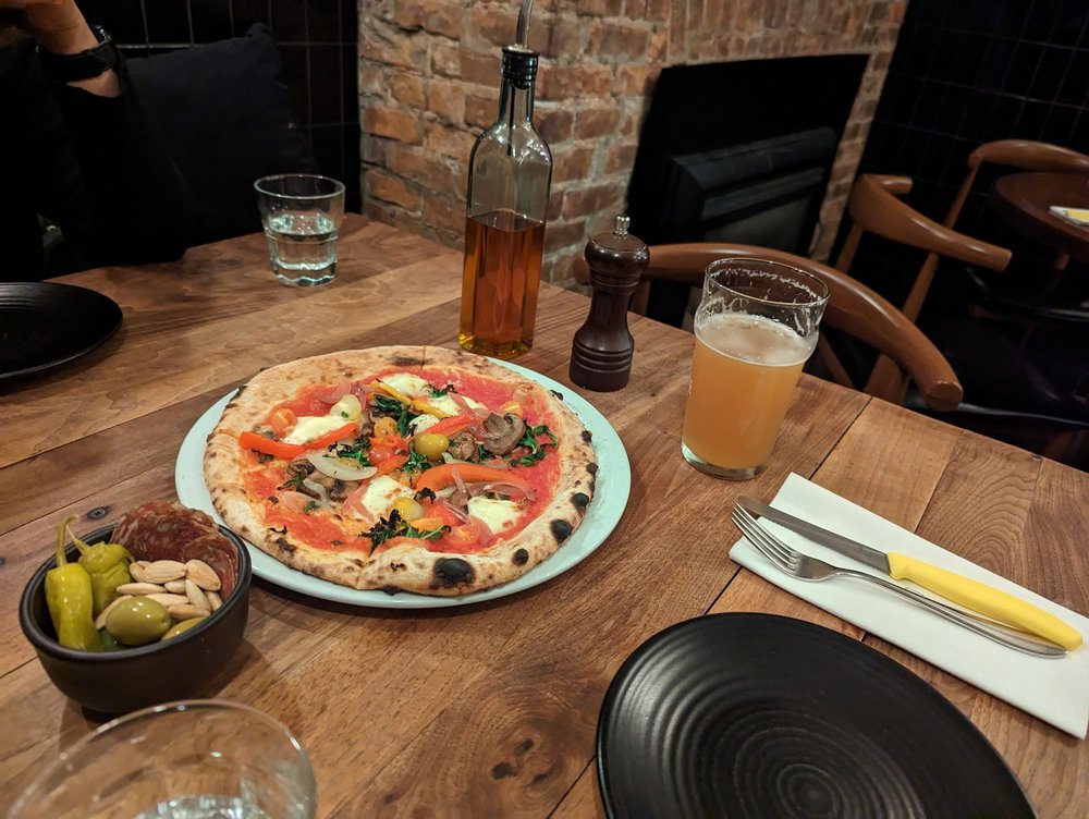 PIZZÉRIA NO 900 NAPOLITAINE - Updated December 2025 - 21 Photos & 21 ...