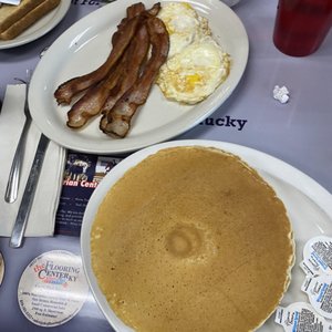 FT WRIGHT FAMILY RESTAURANT - 98 Photos & 110 Reviews - 1860 Ashwood ...