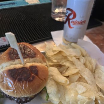 ROYCE - Updated December 2025 - 446 Photos & 312 Reviews - 115 Ridge St ...