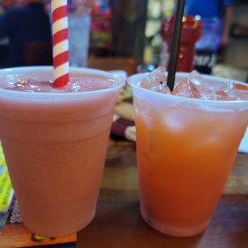 TACKY JACKS - Updated July 2024 - 521 Photos & 517 Reviews - 240 E 24th ...