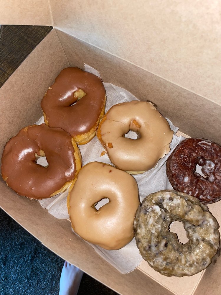 MIGHTY FINE DONUTS - 29 Photos & 74 Reviews - 2612 Parade St, Erie, PA ...