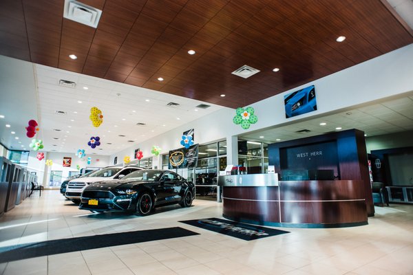 WEST HERR FORD LINCOLN OF AMHERST - Updated August 2025 - 31 Photos ...